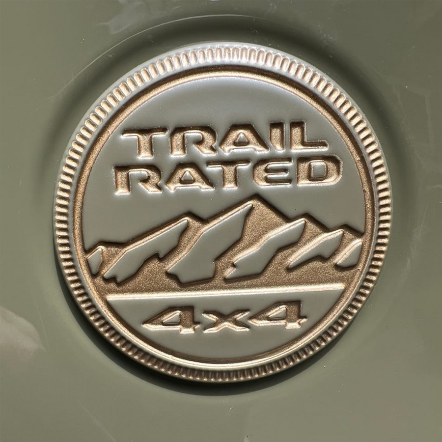 Custom Painted Trail Badge (Fits JL/JT/JK) – Distinction Applied